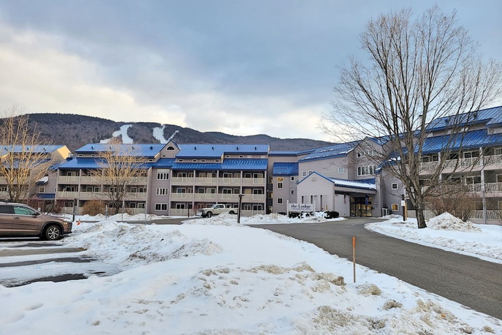 Kitchen, Ac, Deck, Mountain View, Pool, Ski Shuttle. Lc213 By Lrs - New Hampshire (State)