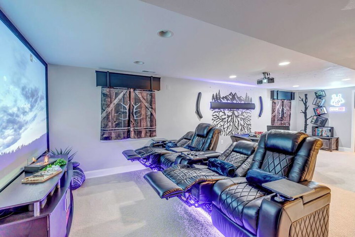 Immersive Spa Retreat  A Fantasy Smart Home - Lakewood, CO
