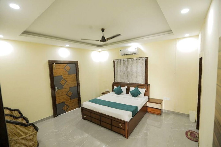 Gorgeous 3-bedroom Hotel Suites Near Green Beauty Farm In Noida Sector 135 - Faridabad
