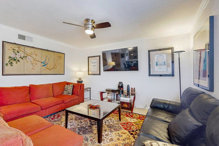 Dog-friendly Condo W/ Balcony & Shared Pools/hot Tubs - Close To Downtown - Palm Springs, CA