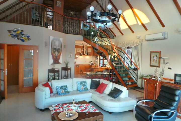 Lux Spacious 4 Bedroom Villa Amazing Lake Views, 4 Bathroom, S/pool, Games Room - Balatonfüred