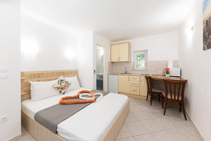 1 Bedroom Nice Apartment In Baska Voda - Brela
