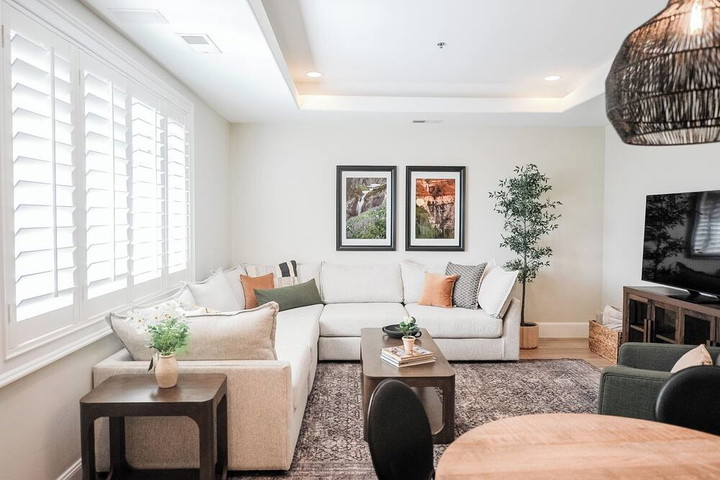 Stylish Riverwoods Retreat - Orem, UT