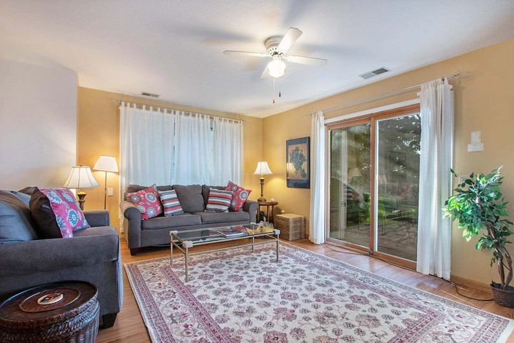Amazing Bayview: Swimming Pool, Harbor Views, Downtown Saugatuck, Balcony - Saugatuck, MI