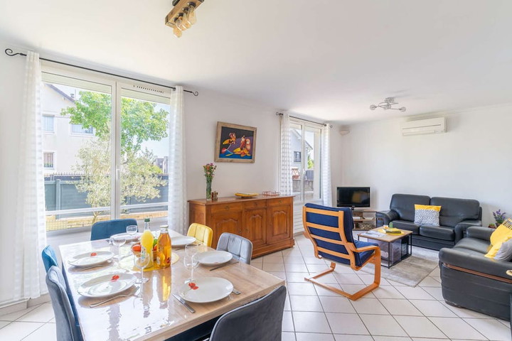 Maison Entière · Jardin 1000m² · Terrasse · Paris 30min - Conflans-Sainte-Honorine