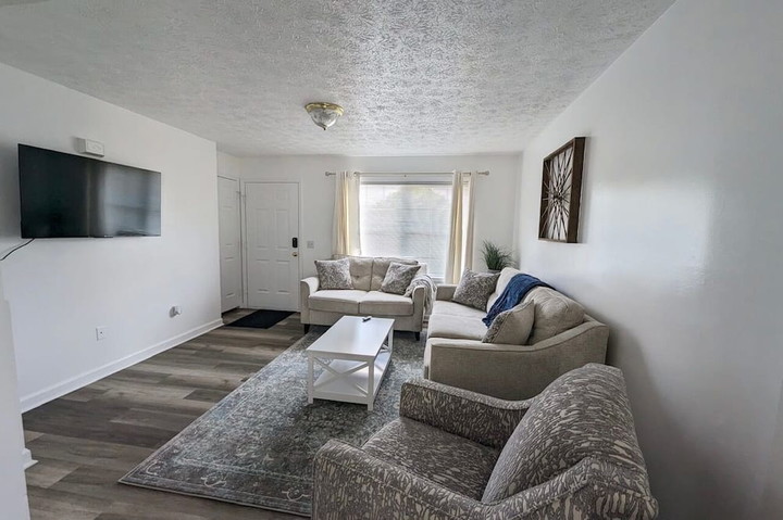 Spacious 4 Bedroom, Sleeps 10, Close To Vt - Blacksburg