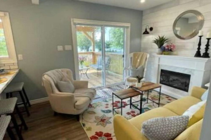 Island View Escape In Historic Amherstburg !! - Amherstburg