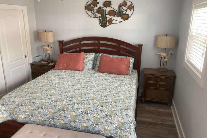 Key West Style Condo At Purple Parrot Resort-5 Min From Beach - Perdido Key, FL
