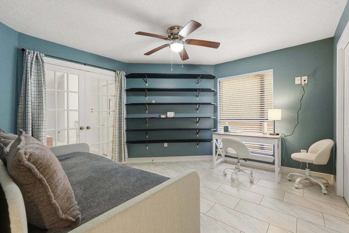 New! Serene Waterfront Haven Spacious 3br In Newport - Crosby, TX