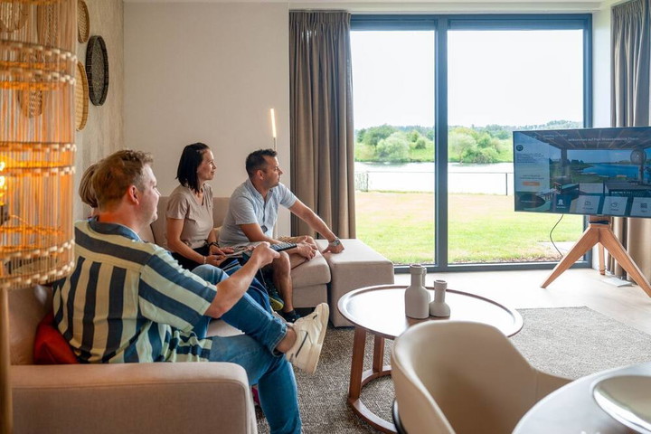 Premium Island 6p - Three Bedroom Villa, Sleeps 6 - Roermond