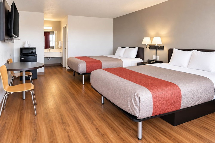 2 Queen Beds | Non-smoking, Micfridge - Safford, AZ