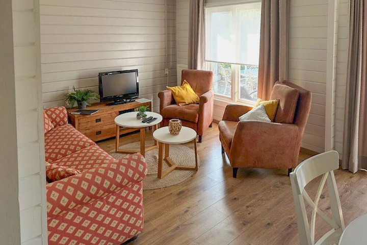 Huis Met Privé Sauna En Tuin Op Park Met Zwembad - Goes