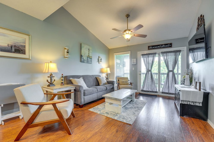 2 Mi To Silver Dollar! Updated Branson West Condo - Branson West, MO