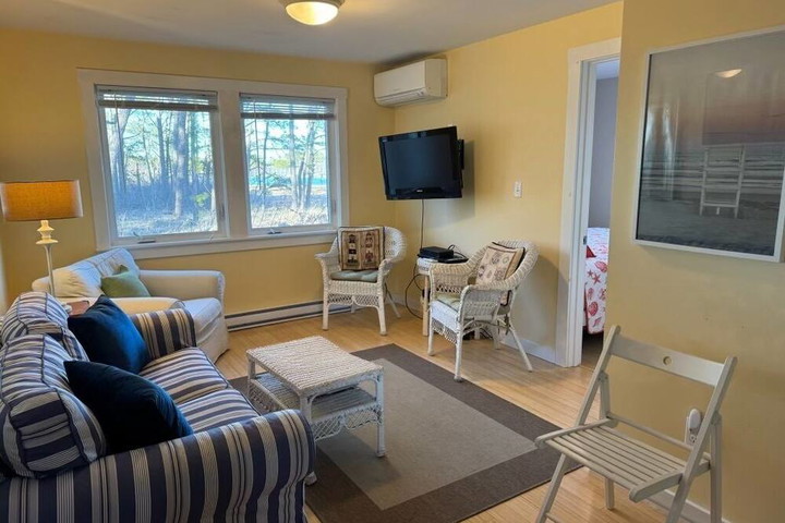 Wake Up To Estuary Views-beach Plum Cottage - Ogunquit, ME