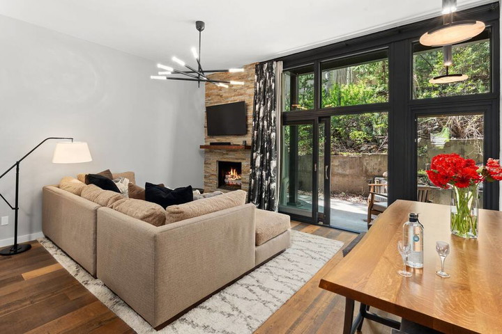 Fifth Avenue Unit 105 | 2 Blocks To Skiing! - Aspen