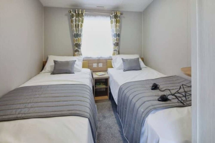 Elegant Castleton 3 Bed - Arbroath