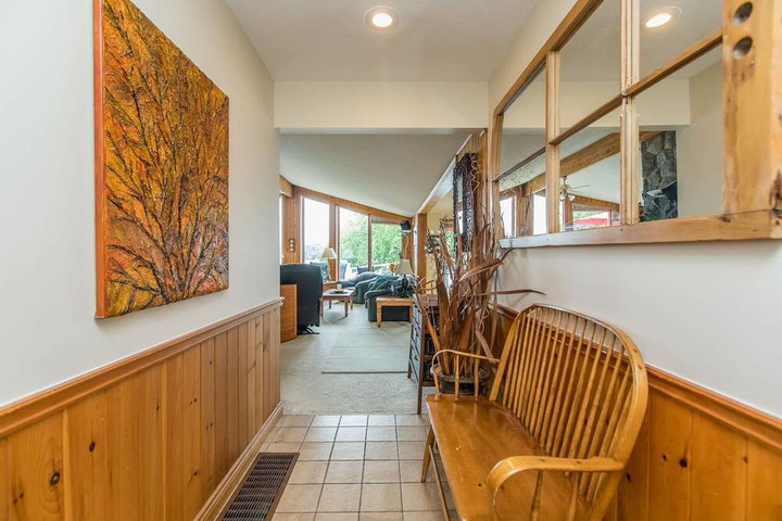 Simply Simcoe A Fabulous Carthew Bay Lakefront Home - Orillia