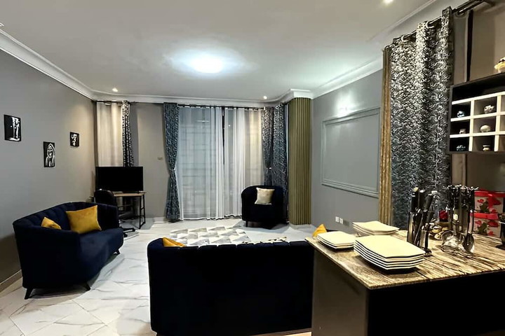 Kyanja Executive Suite W/tv, Wifi, Netflix And Workstation - Kampala