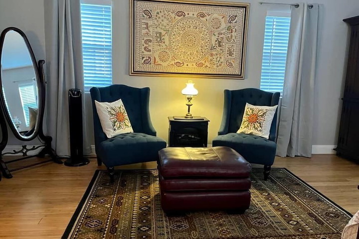 Ushmila's Nest- Private Entrance, Bedroom & Bathroom - Malvern, PA