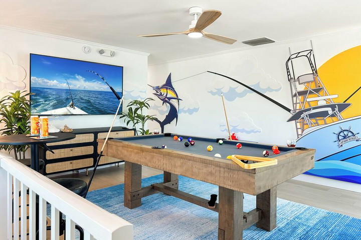 Waterfront 6br Luxury Retreat W/ Pool & Dock - Marathon, FL