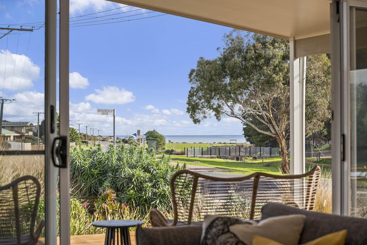 The Shack @ Maslin Beach - The Perfect Blend Of Modern Comfort & Coastal Charm - Adelaide