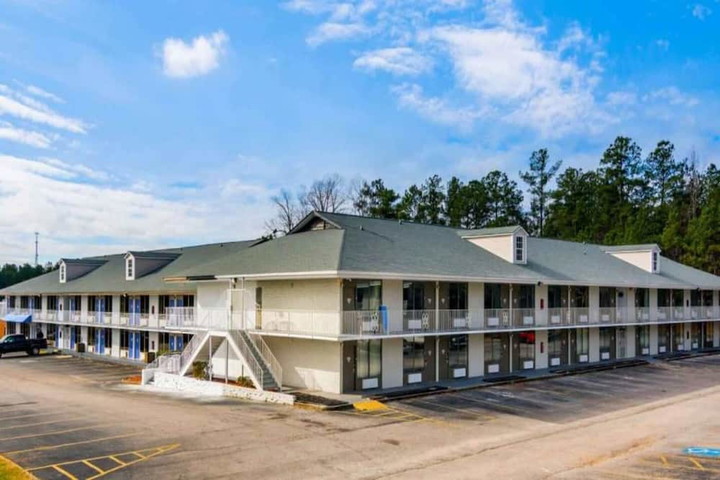 Comfy  Full Beds|free Wifi &Parking - LaGrange, GA