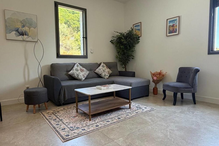 Air-conditioned One-bedroom Apartment With Private Parking In Bastia - Bastia