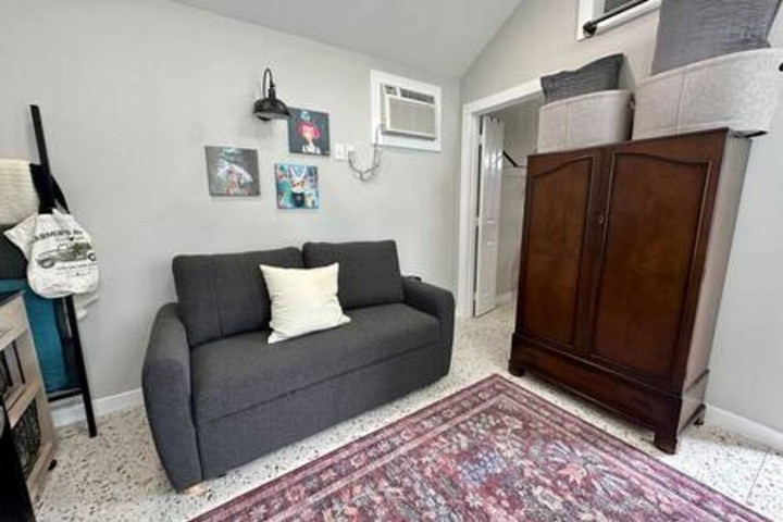 New Cottage + Monthly + Fire Pit + Outdoor Kitchen - Dallas, TX