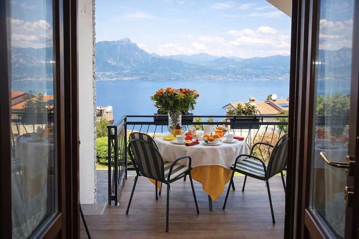 B&b Musik Suite With A View Of Lake Garda - Torri del Benaco