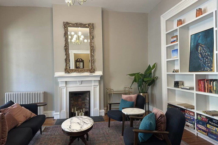 Large City Center House - 7 Beds/2 Ba W/ Parking - Richmond, VA