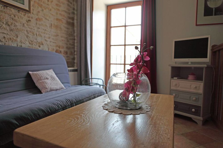 Charming Vacation Rental In The Heart Of The Vézelay Grand Site - Sleeps 8 To 10 - Vézelay