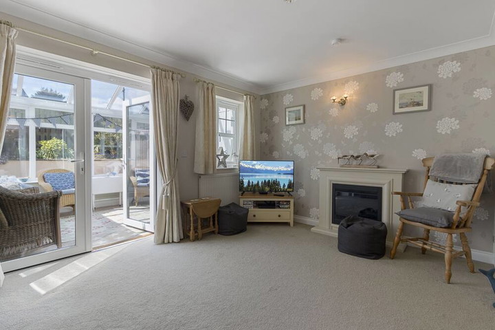 Beach House Is A Welcoming And Dog-friendly Holiday Home In Paignton - Totnes