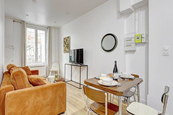 Thebluestay 240 Stunning Apartment In Paris 10 - Paris