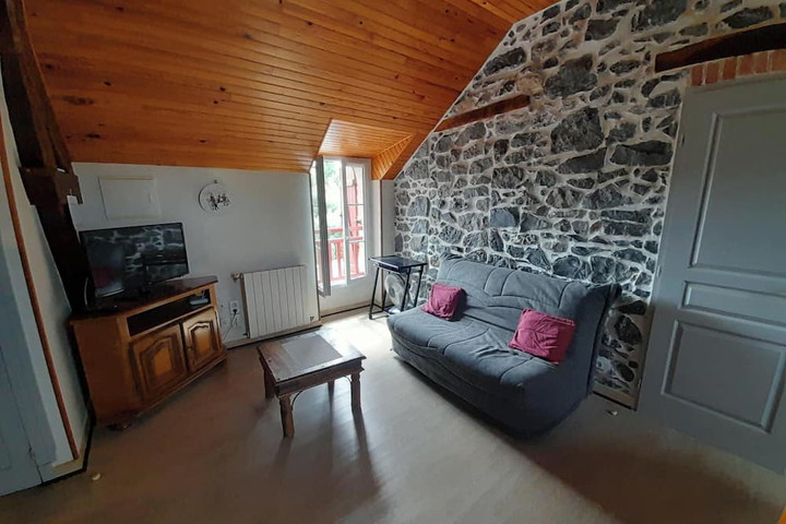 One-bedroom Apartment For Rent In The Heart Of The Basque Country - Baztan