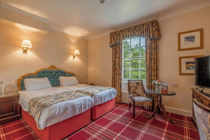 Historic Stay W/ Breathtaking Garden Views | Steps Away From Nairn Beach - Nairn