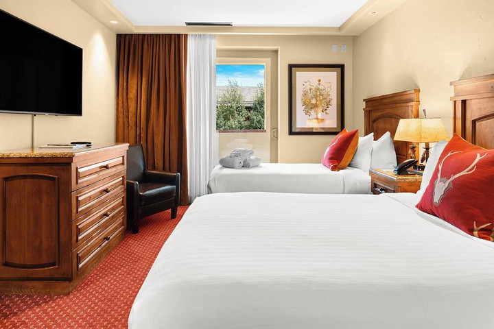 Vail Mountain Retreat | Pets Allowed | Queen And Twin Bed Unit - Vail, CO