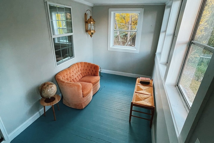 Quiet Renovated Cottage By Seabreeze - State of New York