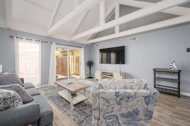 Queens Grant 751: Vaulted Ceilings, King Master, & Premier Location - Hilton Head Island, SC