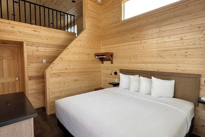 Cozy 2-bedroom Cabin # 101 - Moab, UT