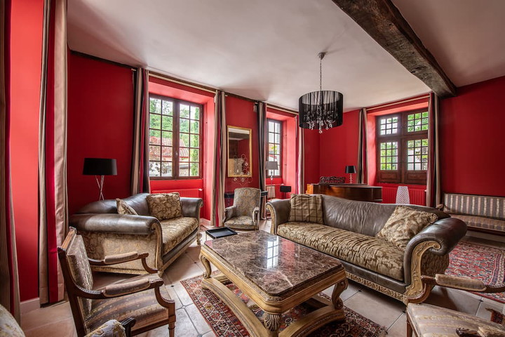 The Noble House Of Luroa Built In 1505. - Cambo-les-Bains
