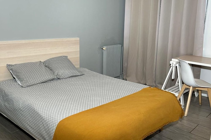 Appartement, 5 Chambres Lit Double, Cuisine éQuipée - Essonne