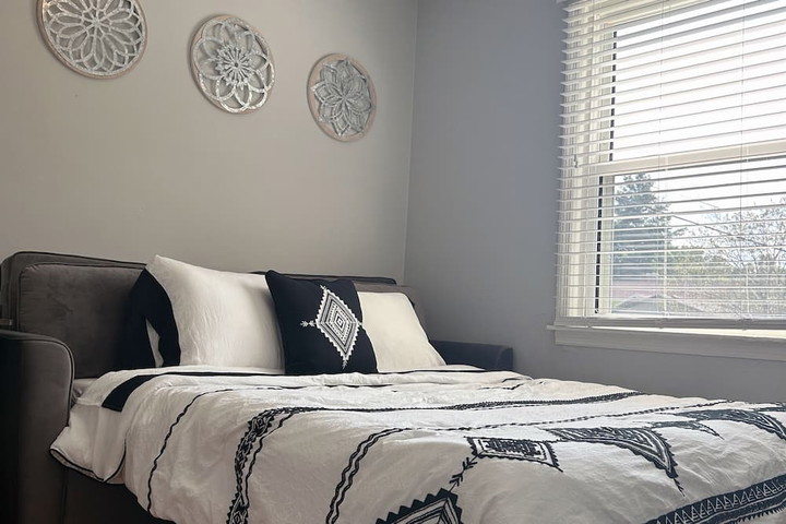 Quaint 2 Bed In Champaign - Champaign, IL