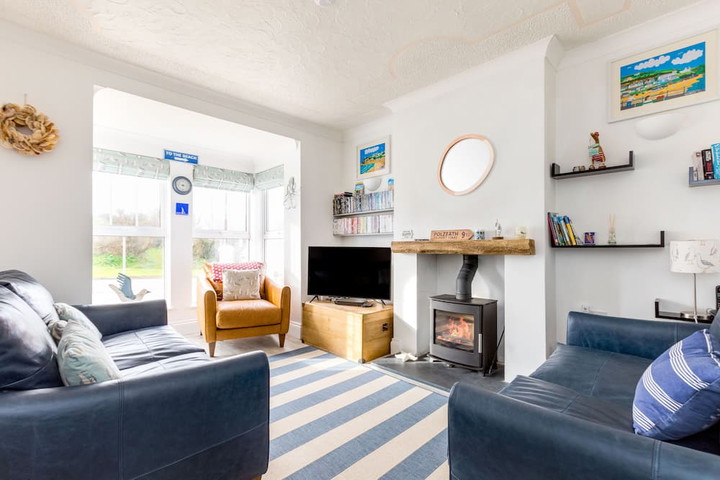 Number 28, Pet Friendly, With Open Fire In Port Isaac - Port Isaac