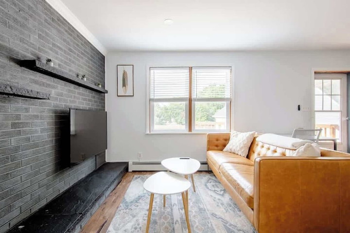 Cozy 1b Apt W/ Fireplace, Full Kitch & Off Str Pk - Wilmington, DE