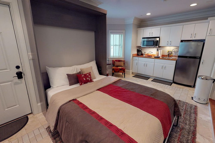 Heated Pool Access | 5*clean | Flex Cancelation - Savannah, GA