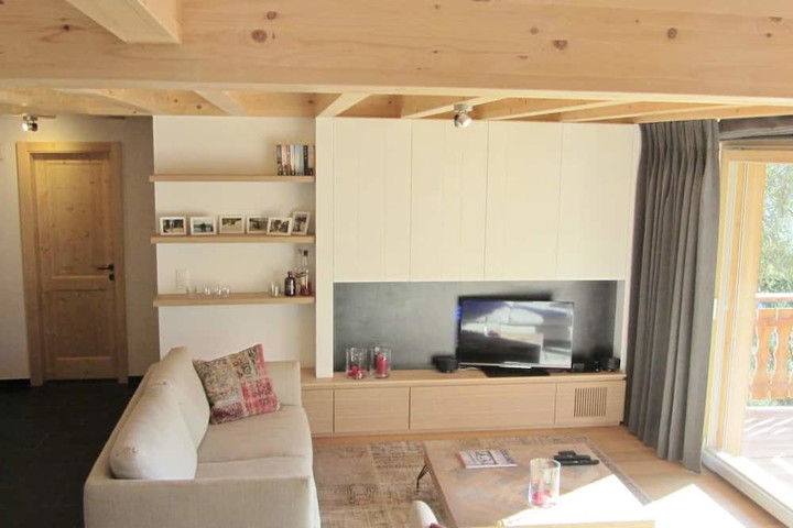 Mountain Lodge Loulou: Luxury Chalet With Sauna At 250 M From The Ski Elevator. - Switzerland