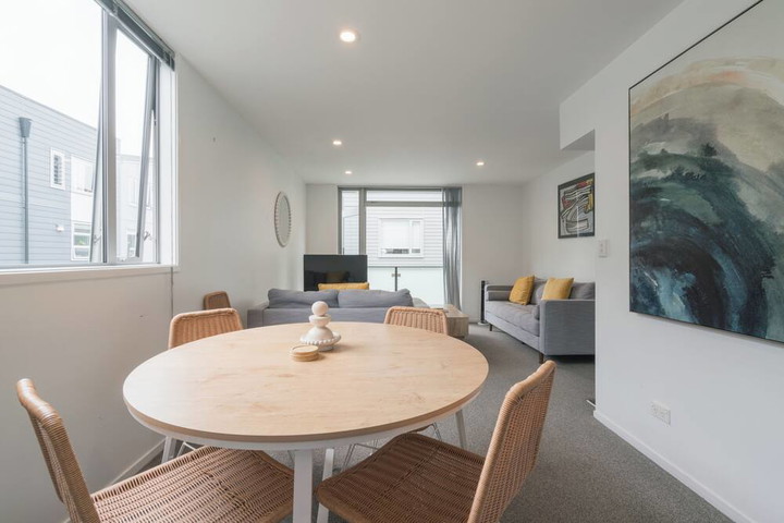 3bdr Getaway | Near Cbd | Car Park - Auckland