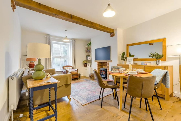 3 Bed In Holt (Oc-f34876) - Holt