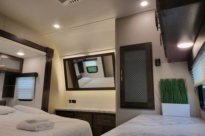 Furubekk  Nordic Spa Rv  Pool  Sauna  Hot Tub  Ottawa - Ottawa