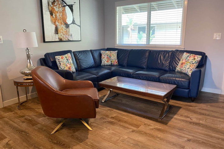 Apt 14: Beautiful Unit Steps To The Beach - Summerland, CA